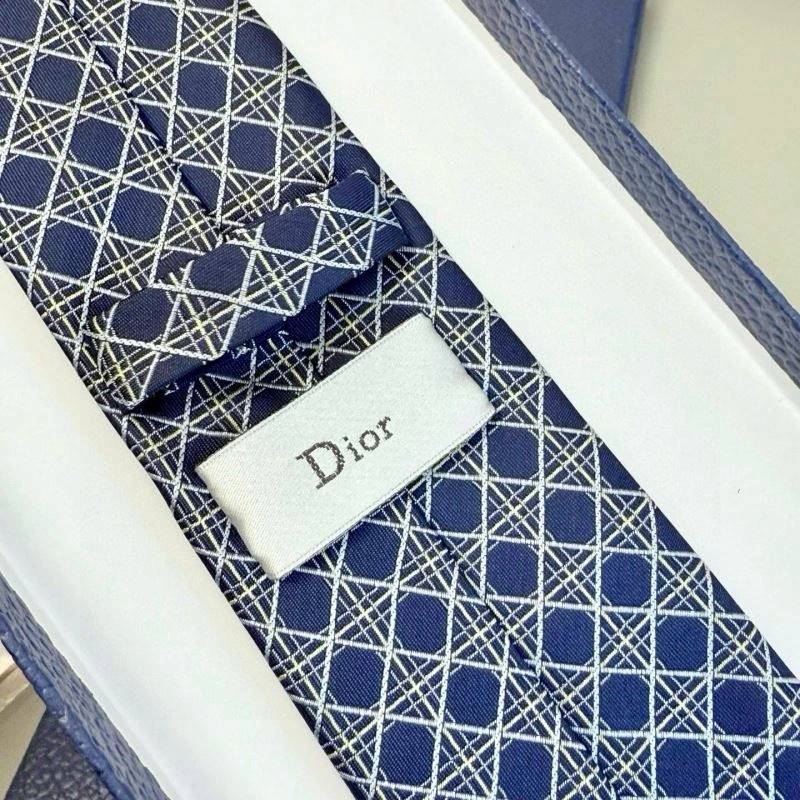 Low-cost Christian Dior Neckties
