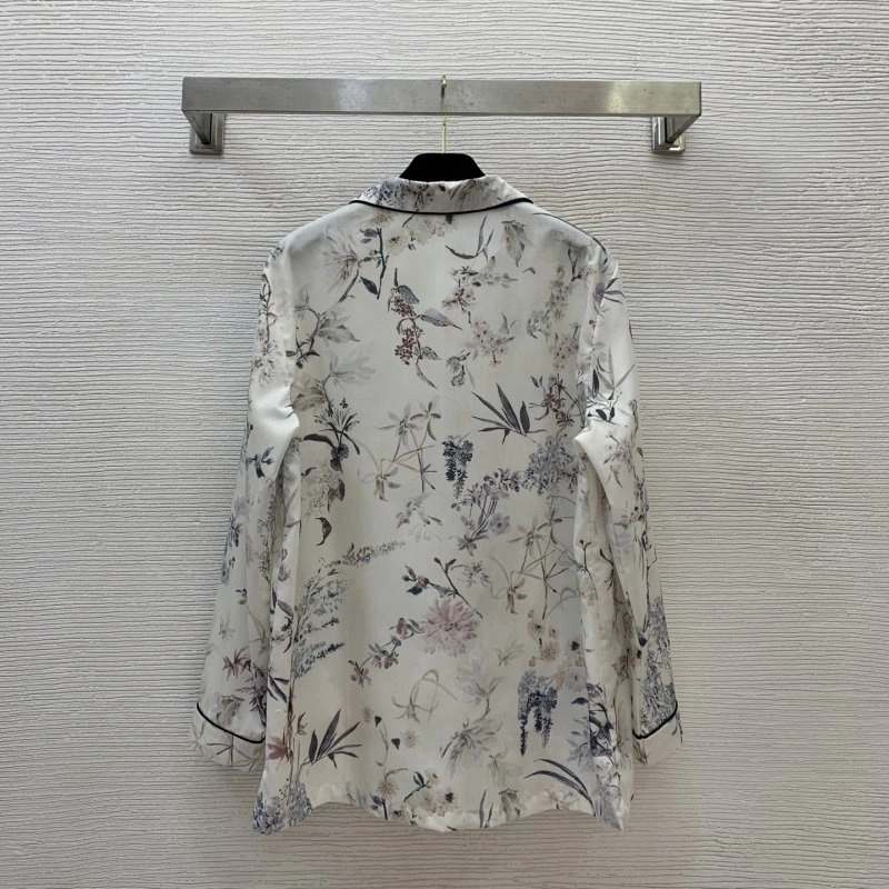 Accurate model Christian Dior Nightwear