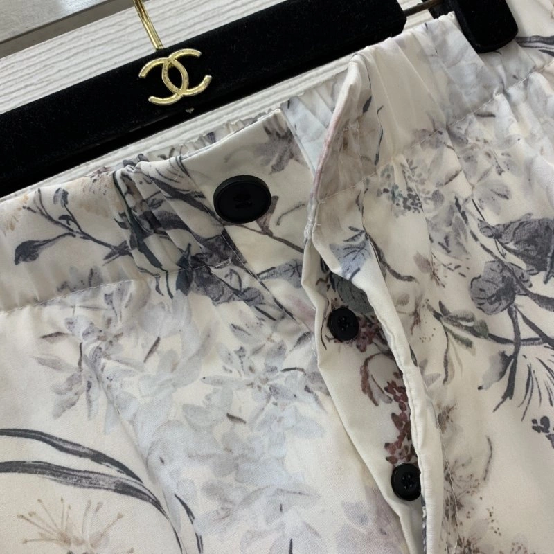 Accurate model Christian Dior Nightwear