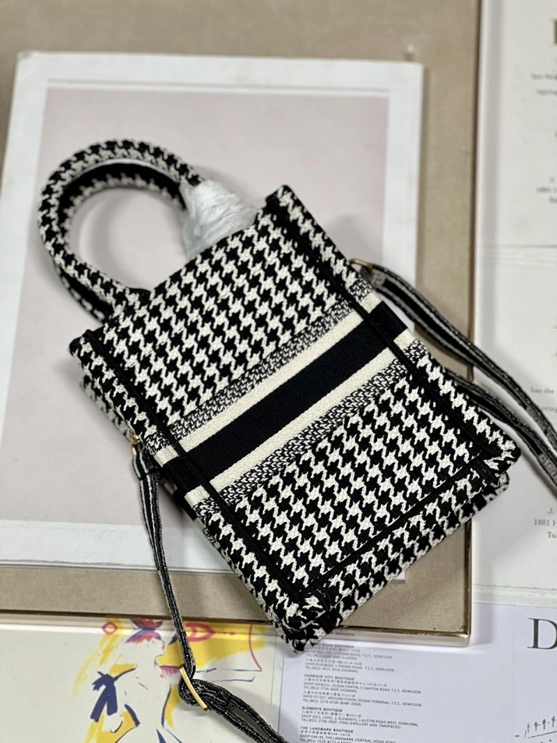 Value-priced Christian Dior Other Bags