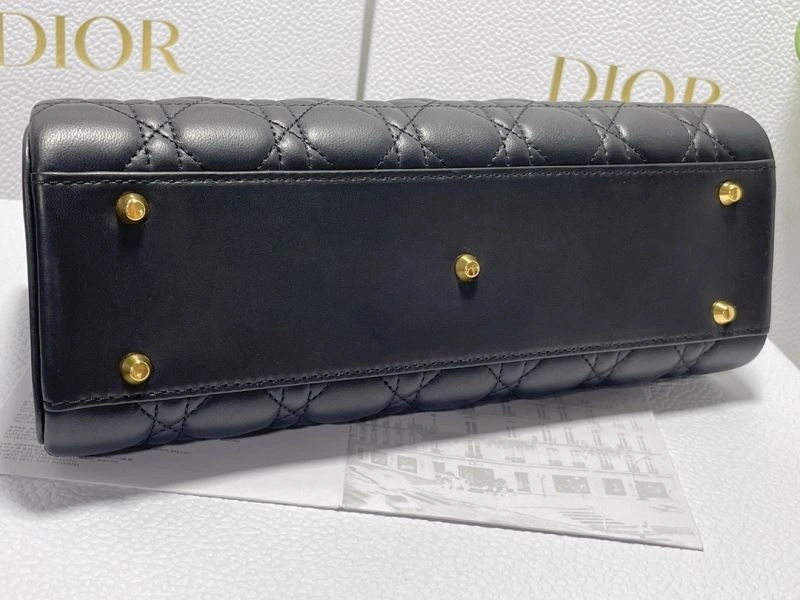 Indistinguishable Christian Dior Other Bags