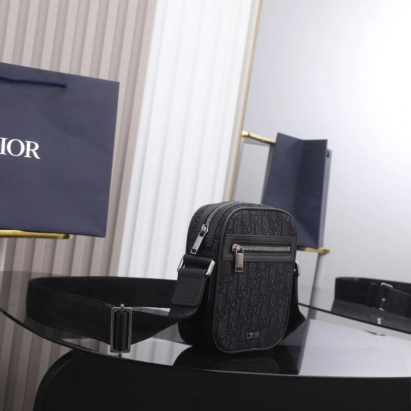 High fidelity Christian Dior Other Bags