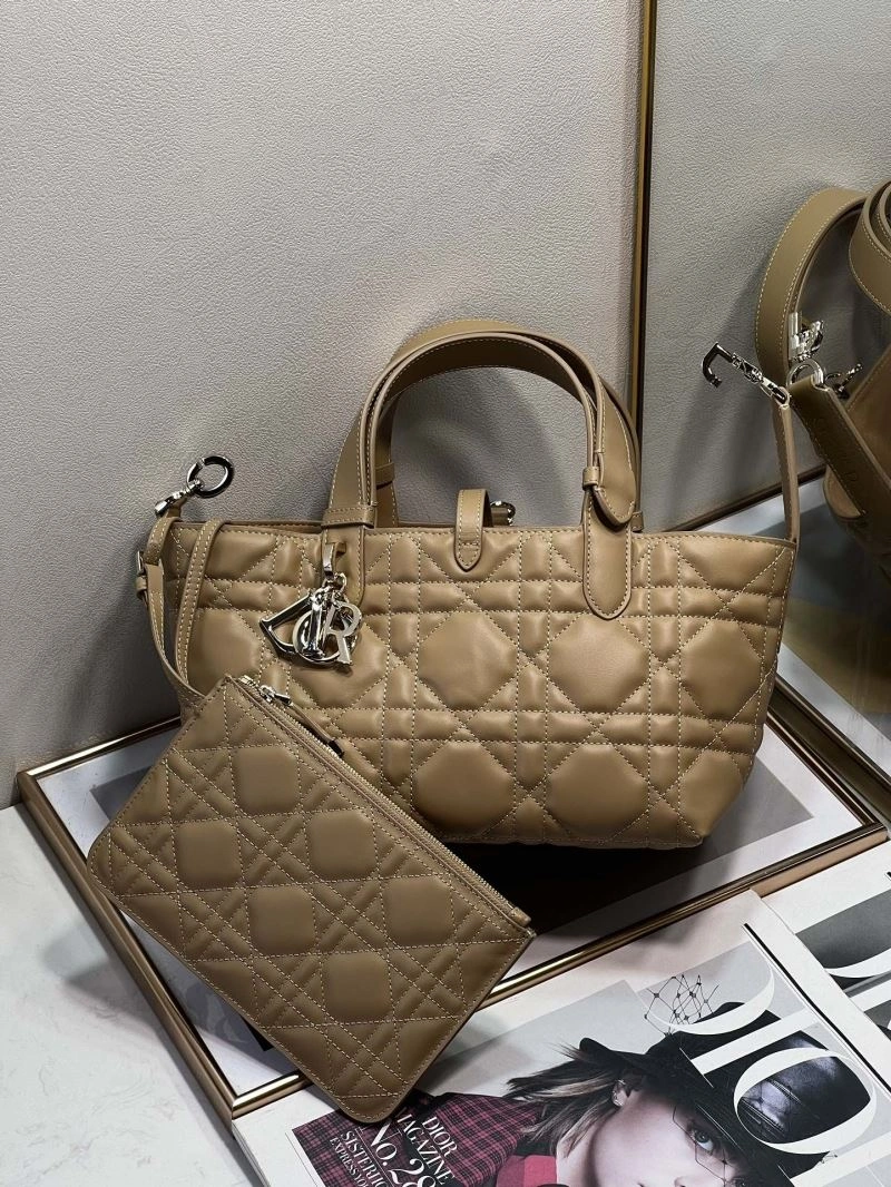 Indistinguishable Christian Dior Other Bags