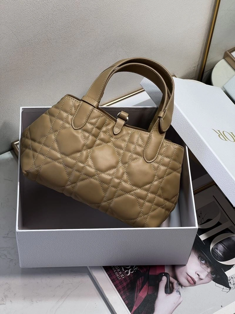 Indistinguishable Christian Dior Other Bags