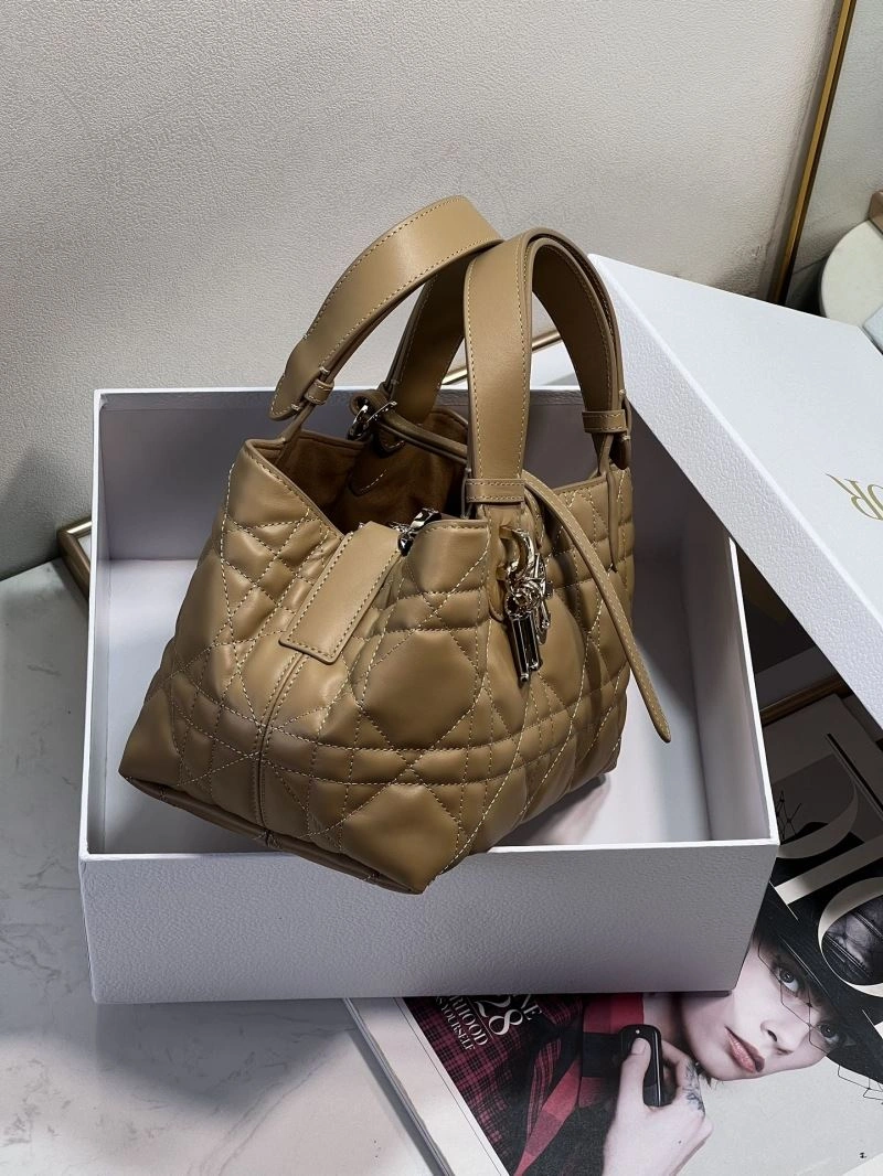 Indistinguishable Christian Dior Other Bags