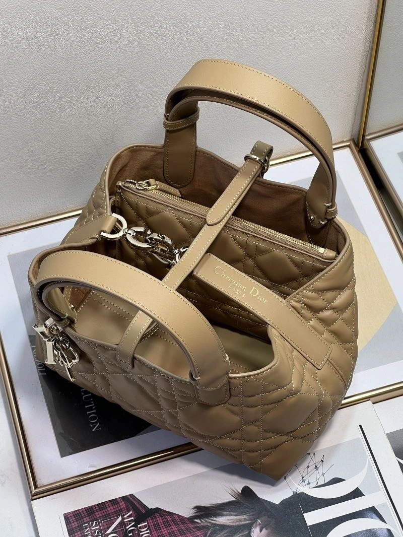 Indistinguishable Christian Dior Other Bags