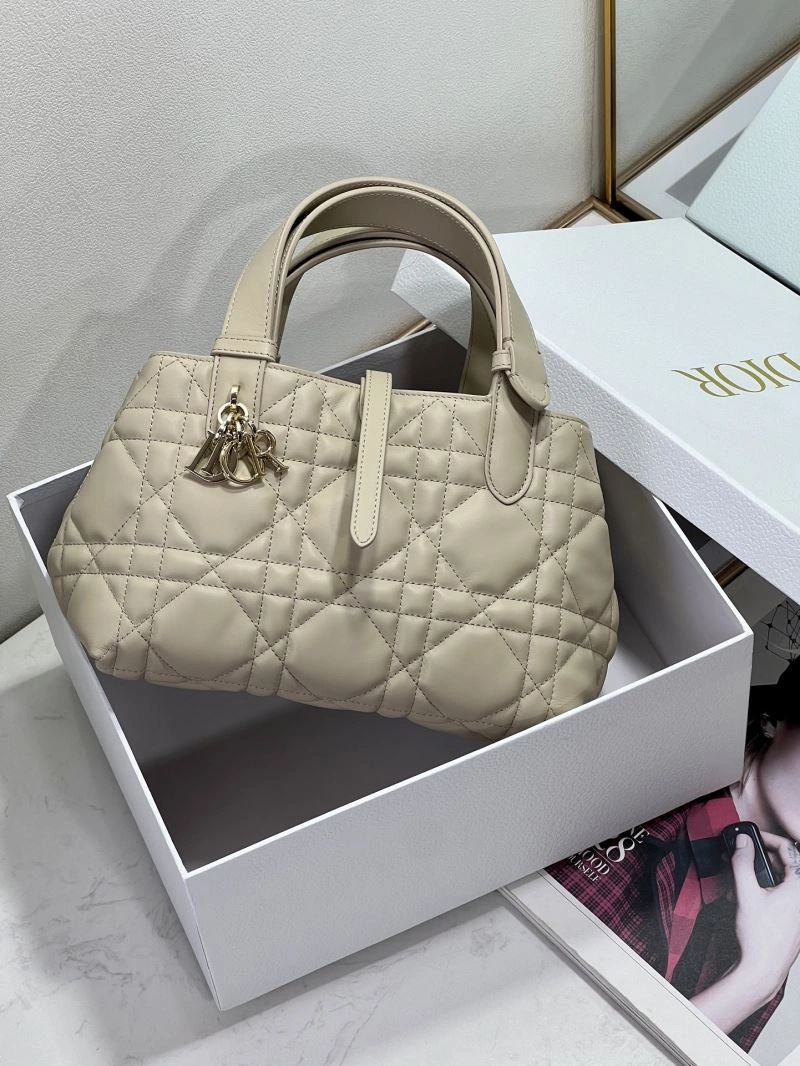 Indistinguishable Christian Dior Other Bags