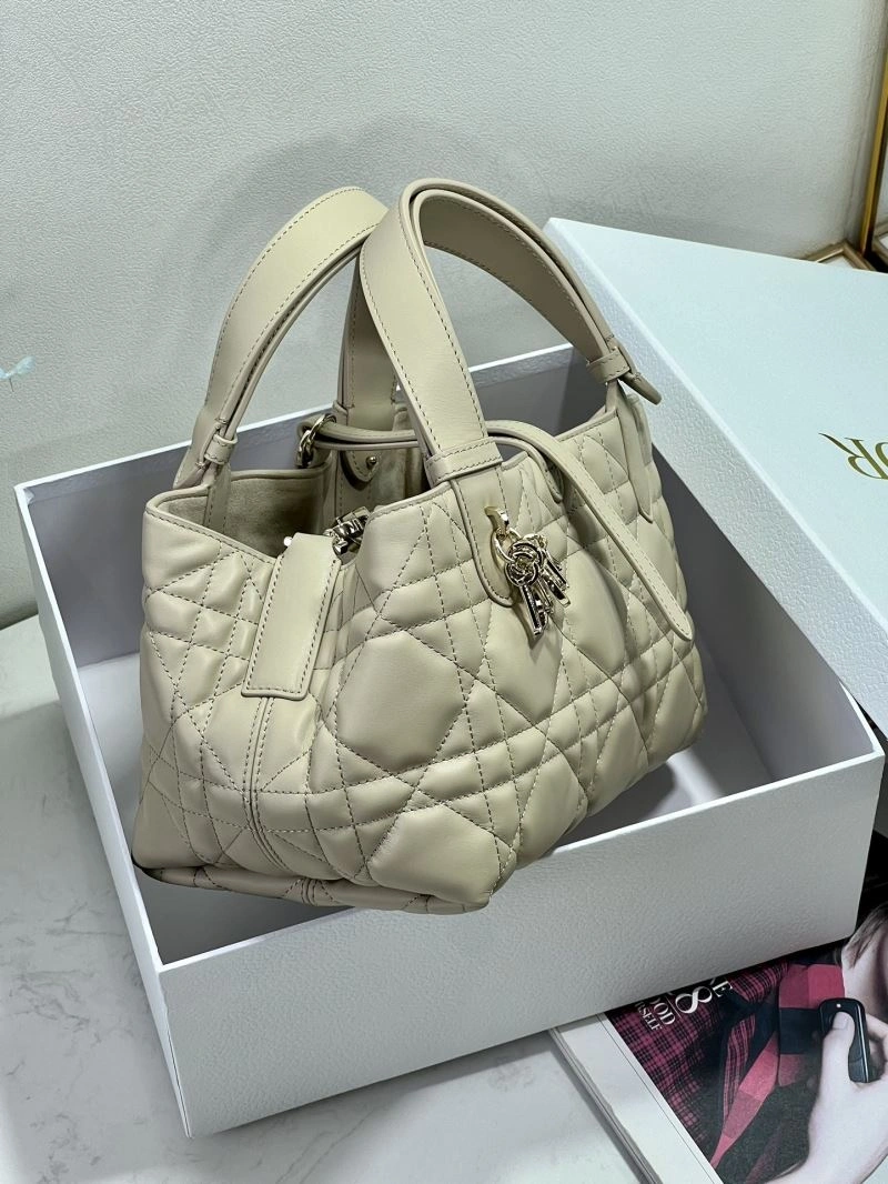 Indistinguishable Christian Dior Other Bags