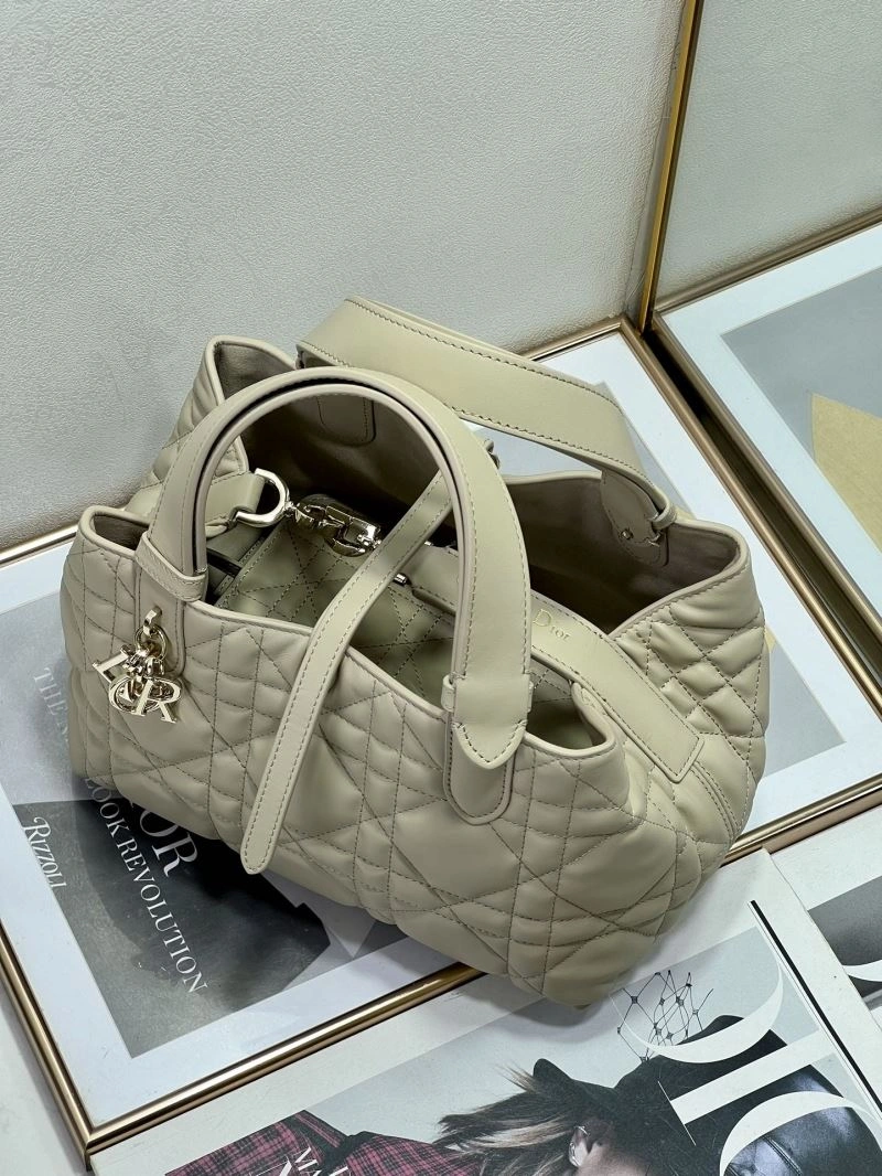 Indistinguishable Christian Dior Other Bags