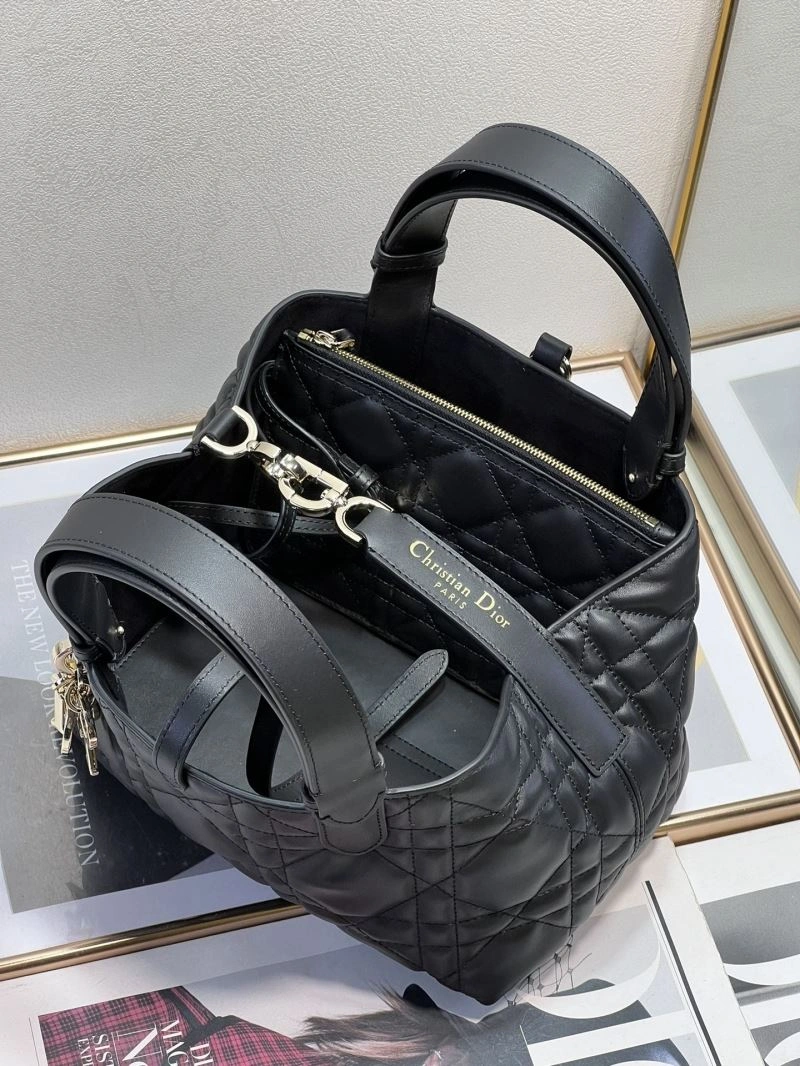 Accurate model Christian Dior Other Bags