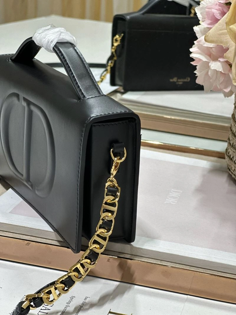 Value-priced Christian Dior Other Bags