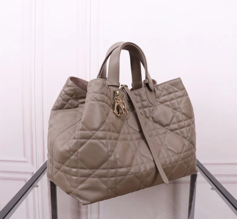 High fidelity Christian Dior Other Bags