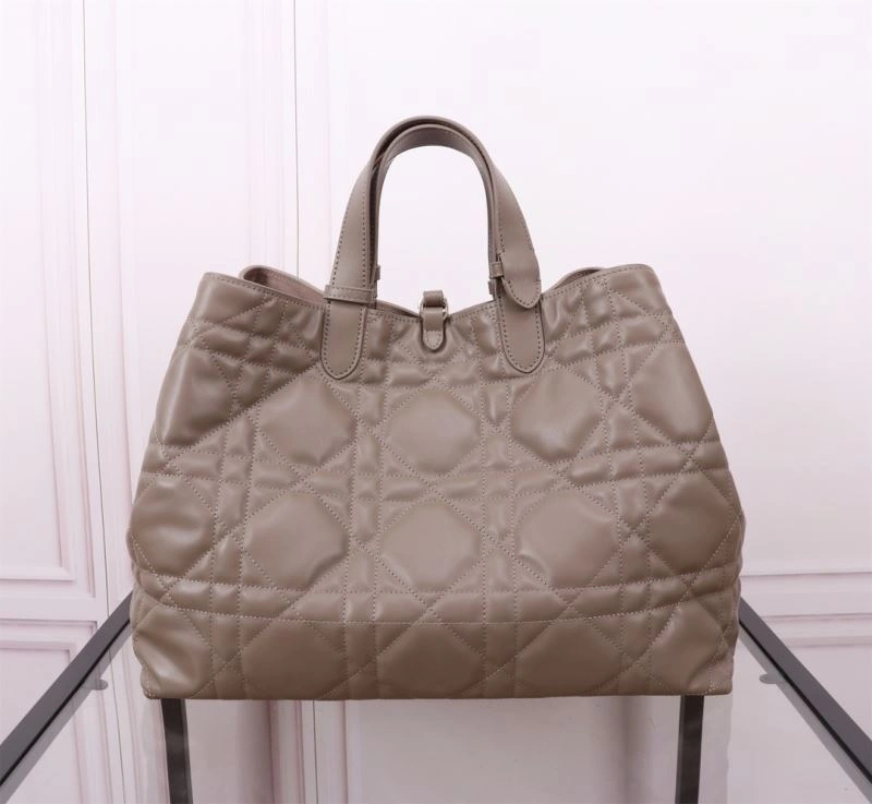 High fidelity Christian Dior Other Bags