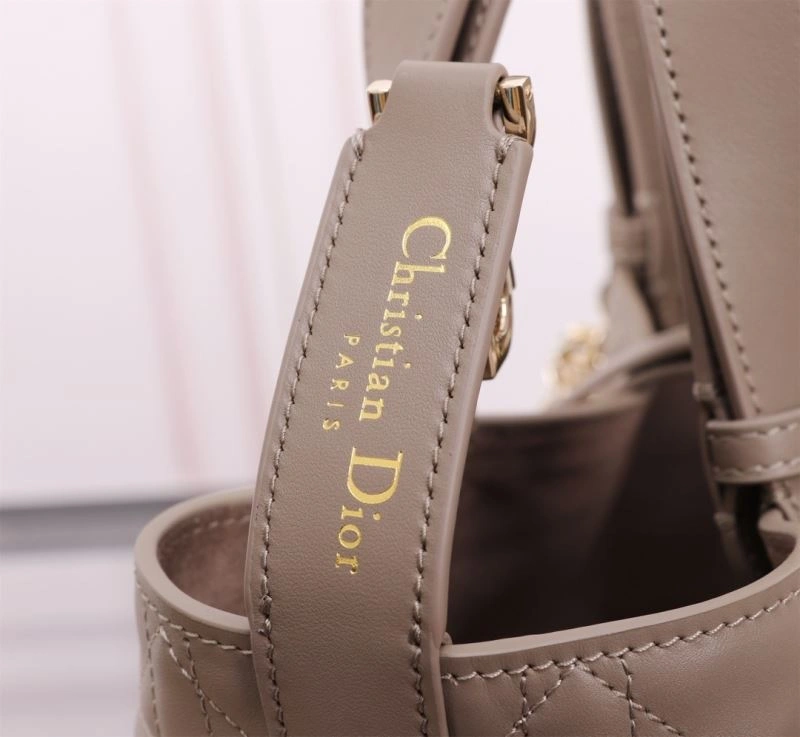 High fidelity Christian Dior Other Bags