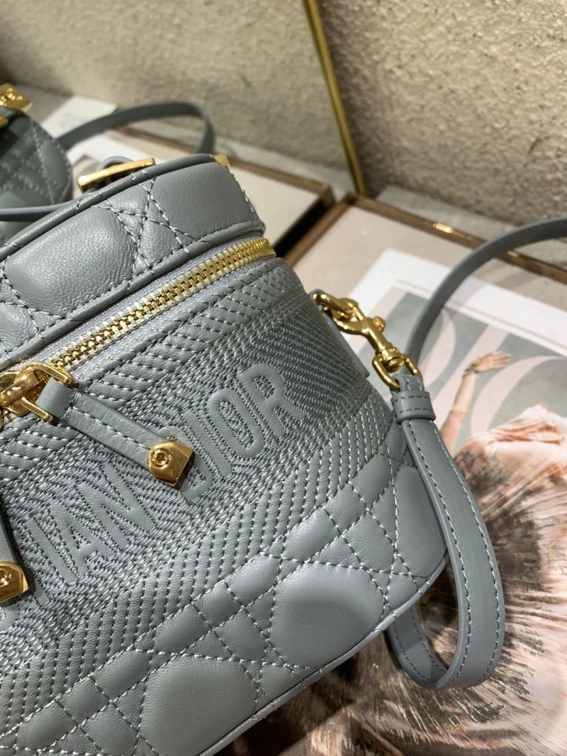 Indistinguishable Christian Dior Other Bags