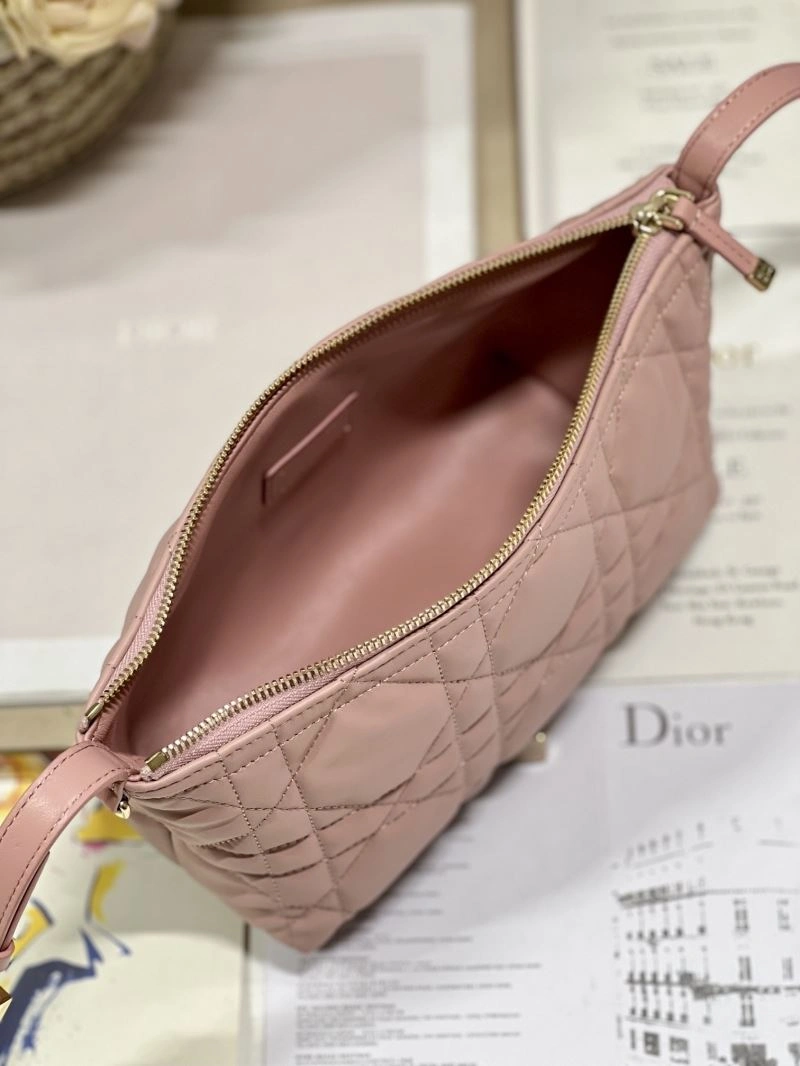Accurate model Christian Dior Other Bags