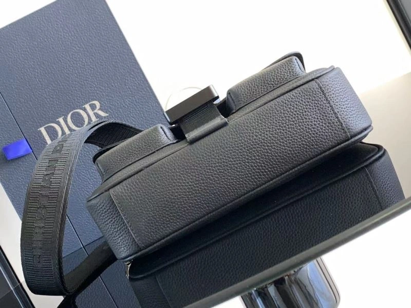 Accurate model Christian Dior Other Bags