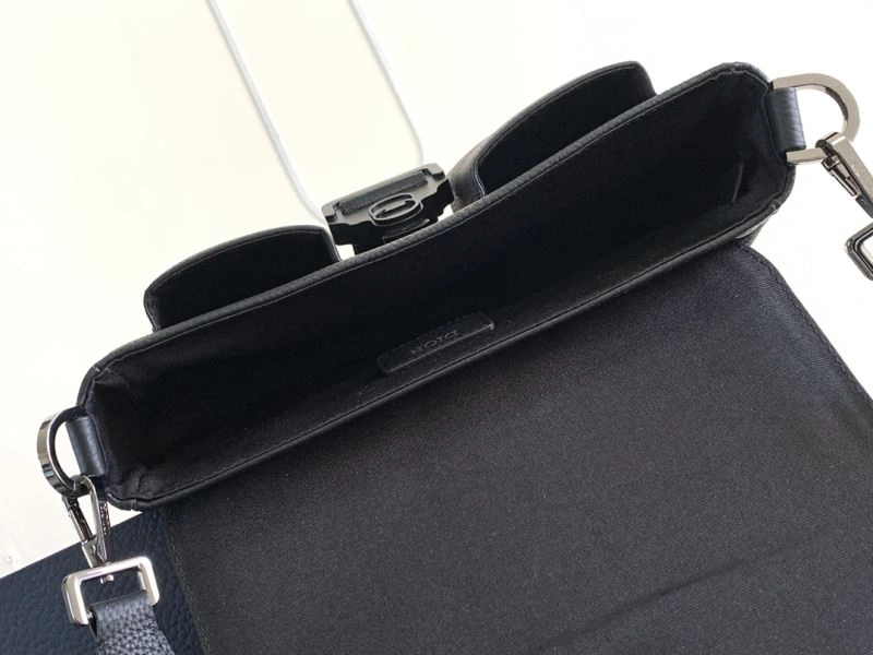Accurate model Christian Dior Other Bags