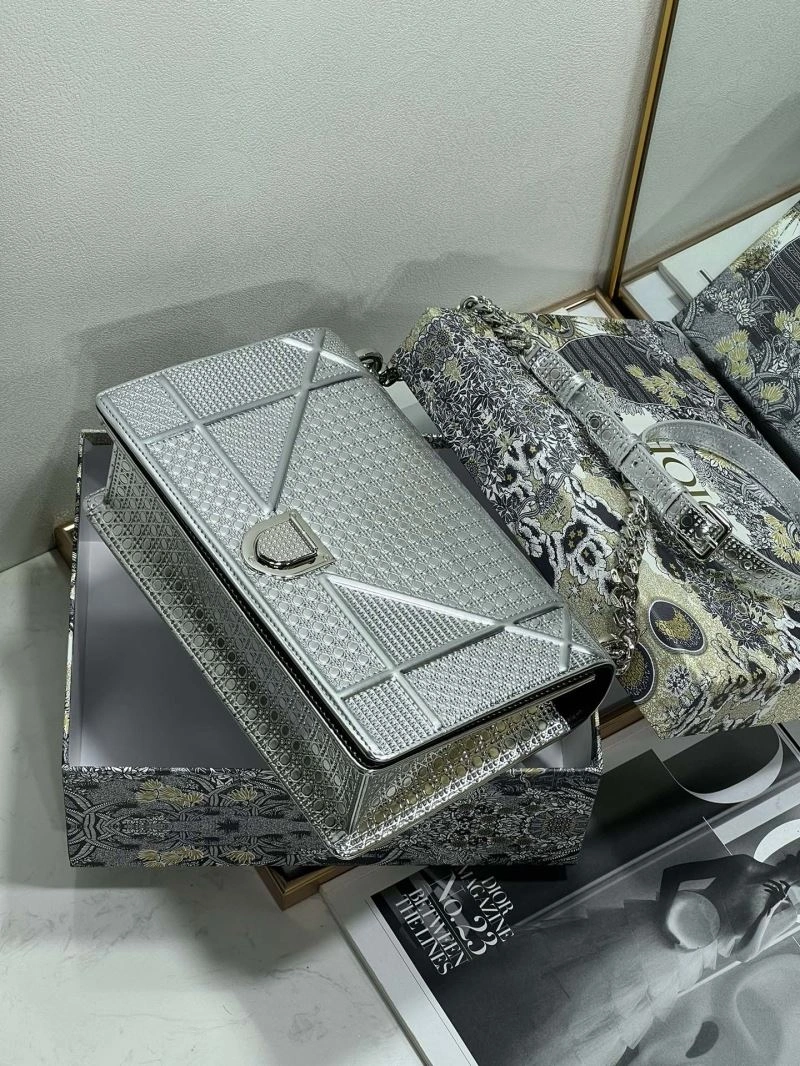 Accurate model Christian Dior Other Bags