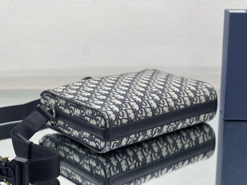 Indistinguishable Christian Dior Other Bags