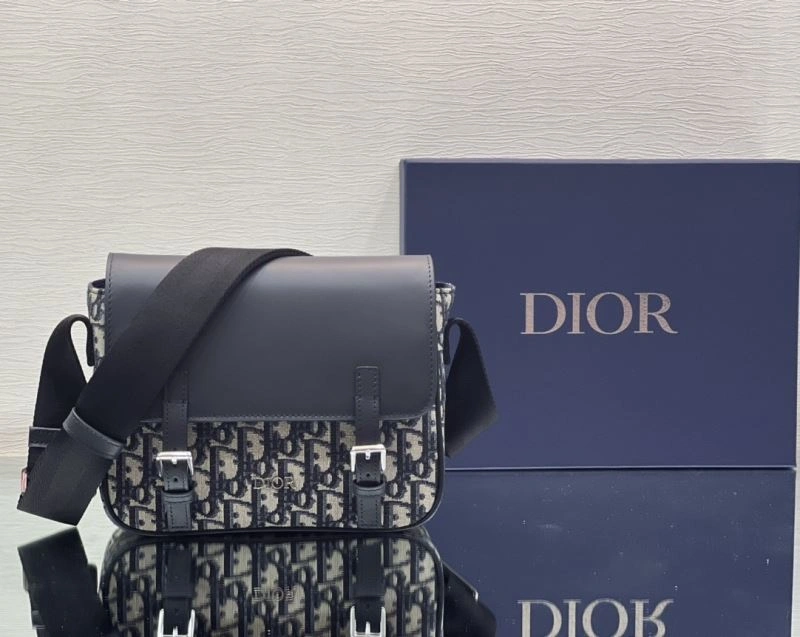 Indistinguishable Christian Dior Other Bags