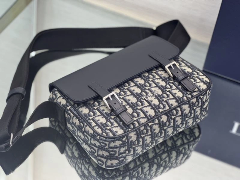 Indistinguishable Christian Dior Other Bags