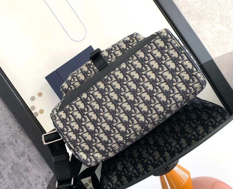 Indistinguishable Christian Dior Other Bags