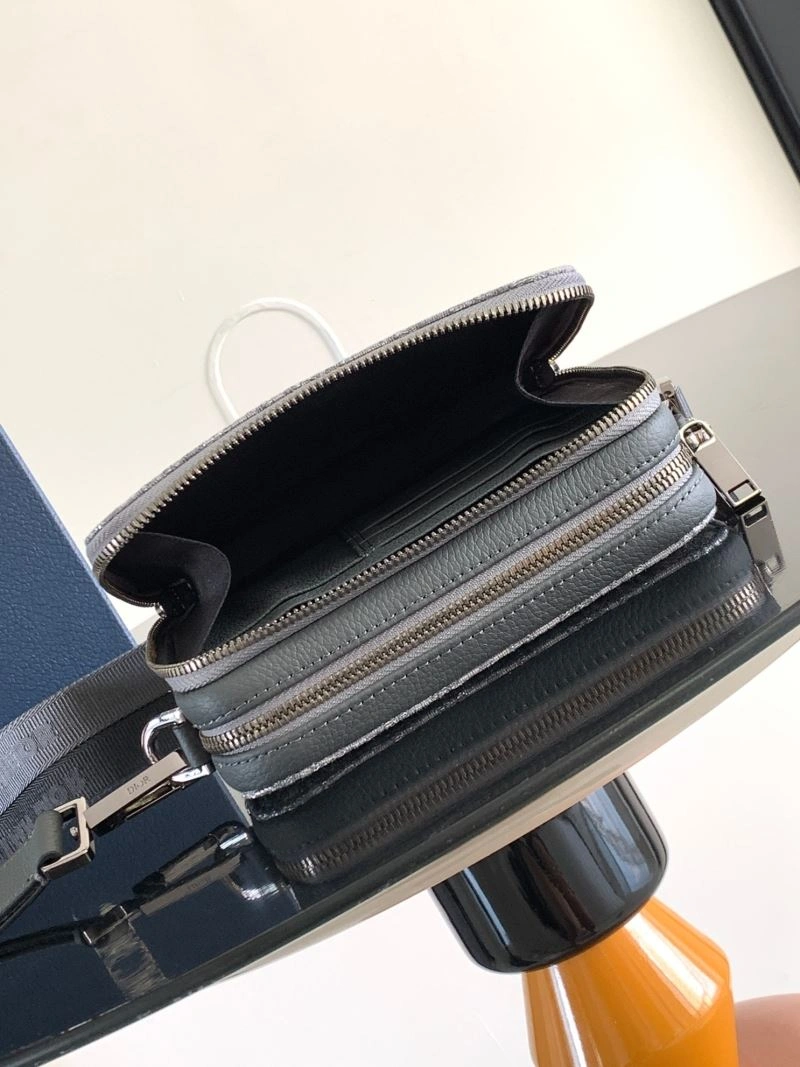 High fidelity Christian Dior Other Bags