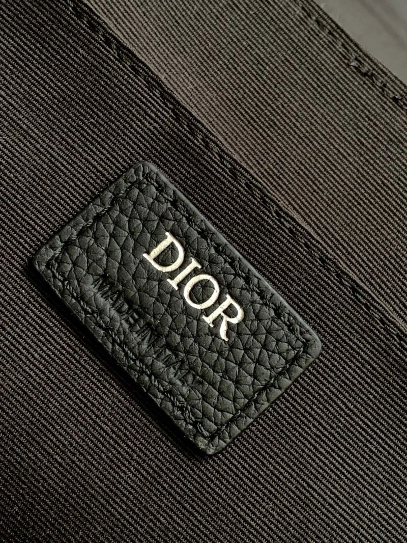 Indistinguishable Christian Dior Other Bags