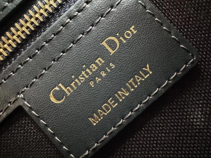 Indistinguishable Christian Dior Other Bags