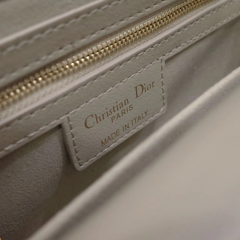 High fidelity Christian Dior Other Bags