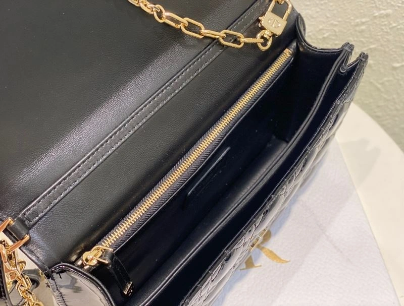 Indistinguishable Christian Dior Other Bags