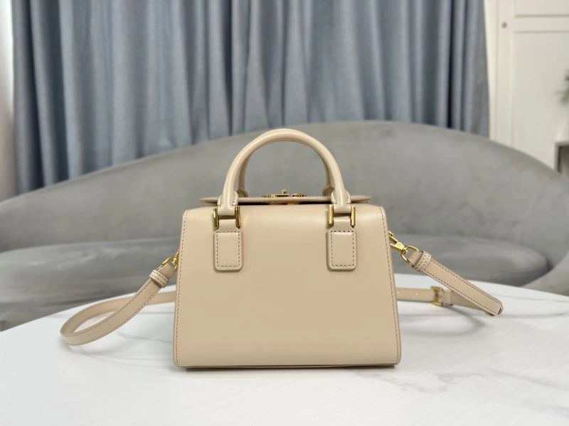 Indistinguishable Christian Dior Other Bags