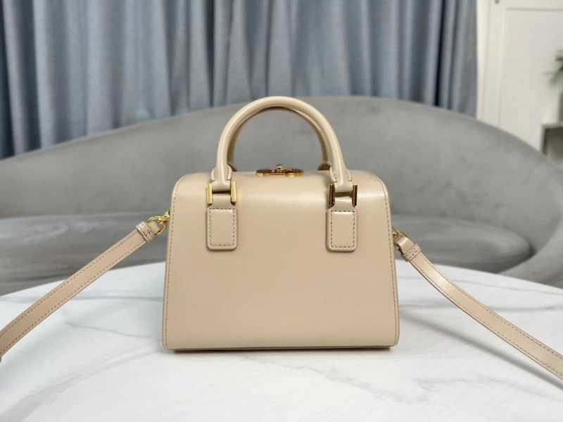 Indistinguishable Christian Dior Other Bags