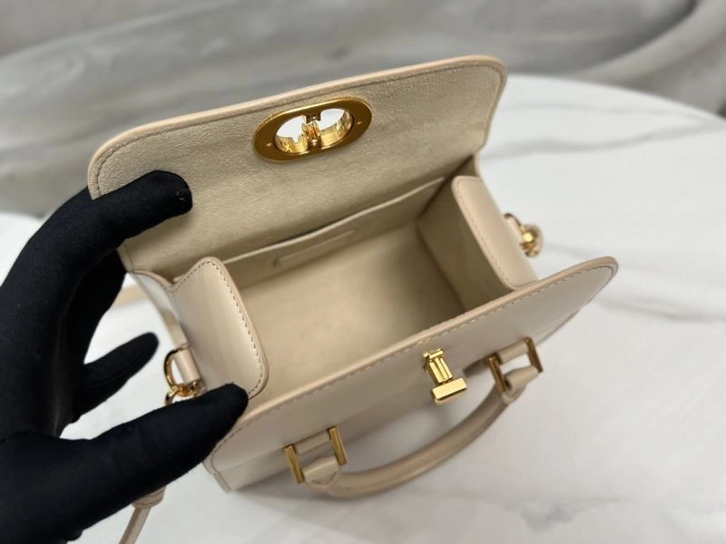 Indistinguishable Christian Dior Other Bags