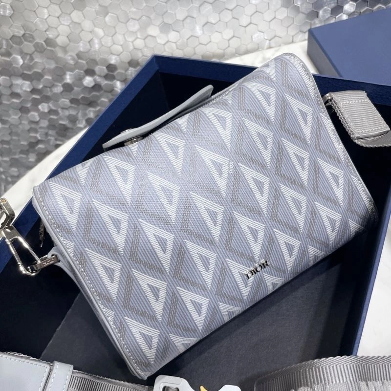 Indistinguishable Christian Dior Other Bags