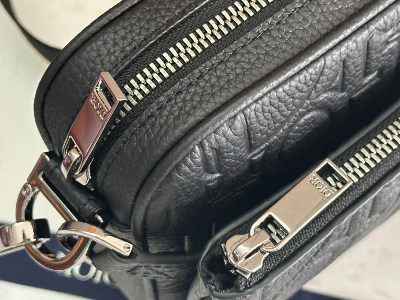 High fidelity Christian Dior Other Bags