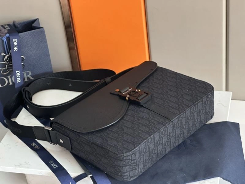 Indistinguishable Christian Dior Other Bags