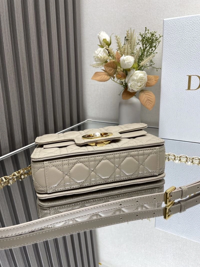 Value-priced Christian Dior Other Bags