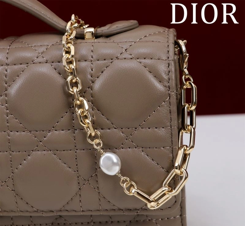 Indistinguishable Christian Dior Other Bags