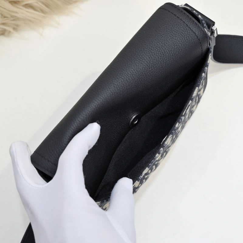 Indistinguishable Christian Dior Other Bags