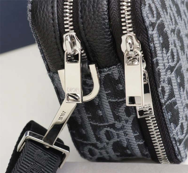 Accurate model Christian Dior Other Bags