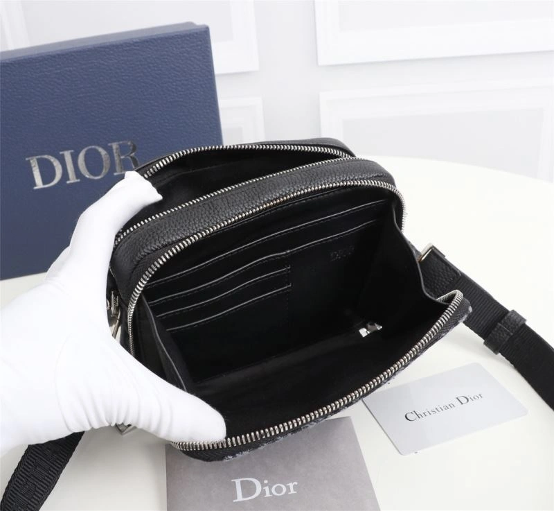 Accurate model Christian Dior Other Bags
