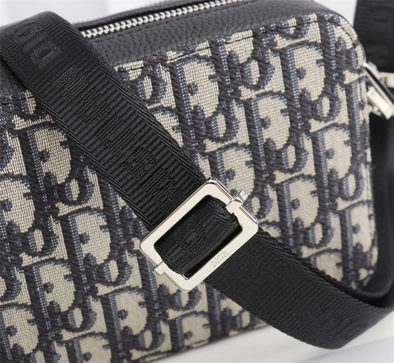 Accurate model Christian Dior Other Bags