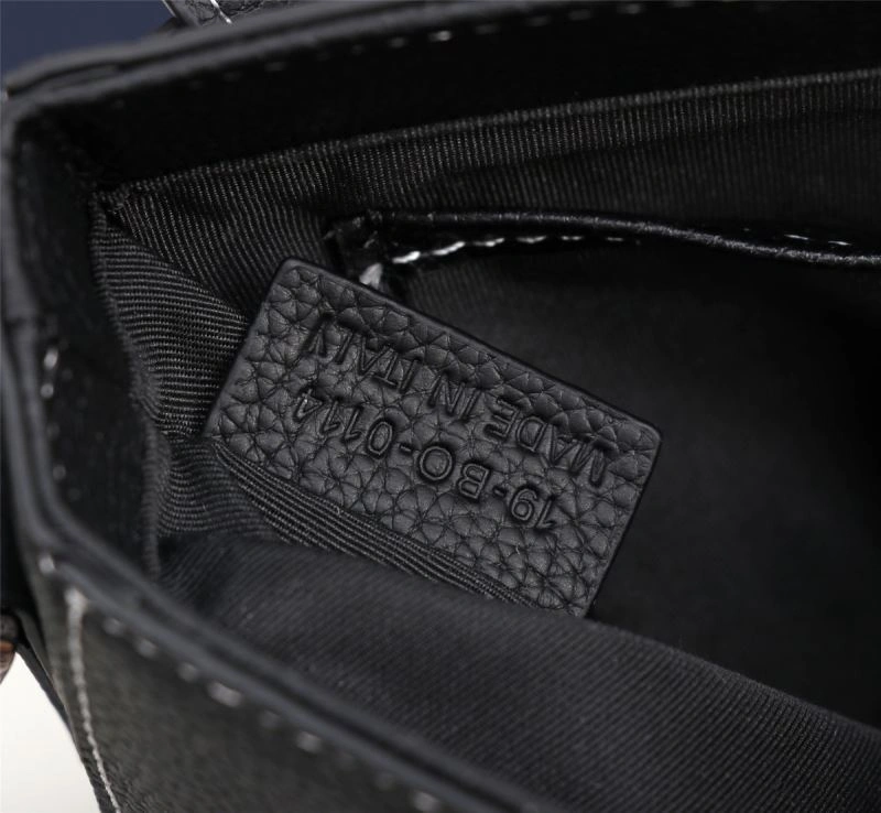 High fidelity Christian Dior Other Bags
