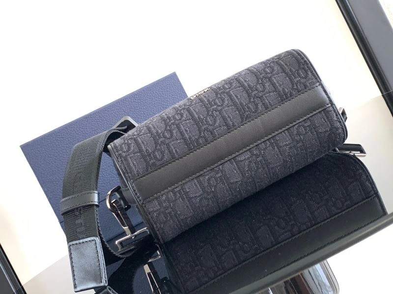 Indistinguishable Christian Dior Other Bags