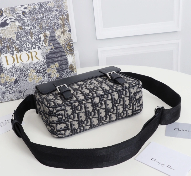 Bargain Christian Dior Other Bags