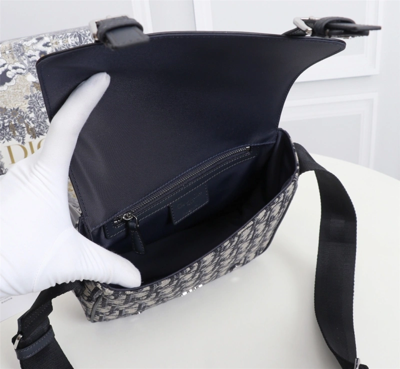 Bargain Christian Dior Other Bags