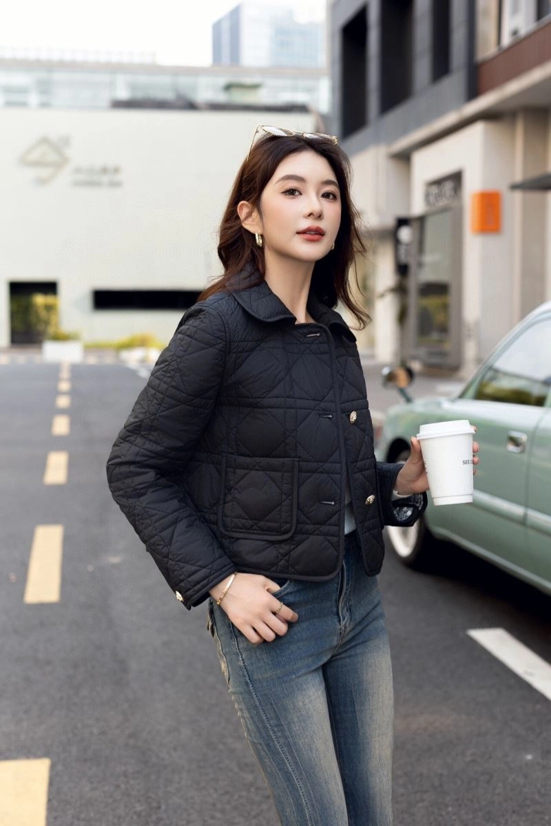 Low-cost Christian Dior Outwear