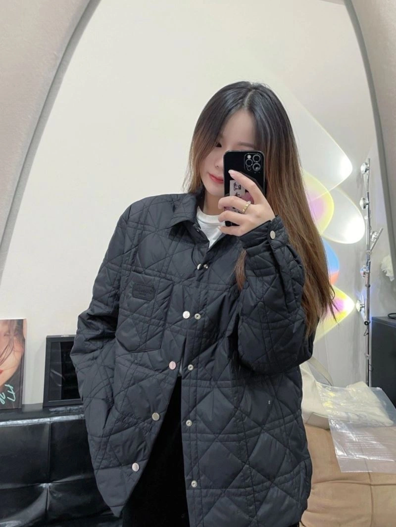 Inexpensive Christian Dior Outwear